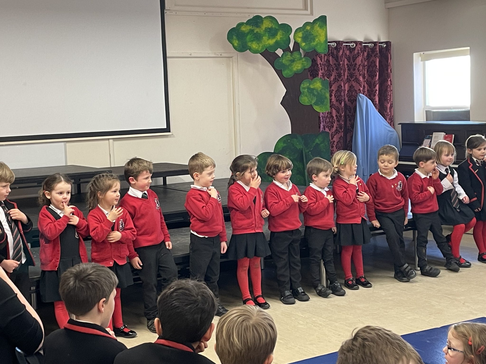 Prep School Sign Language Workshop | Boarding School Wales | Lucton School